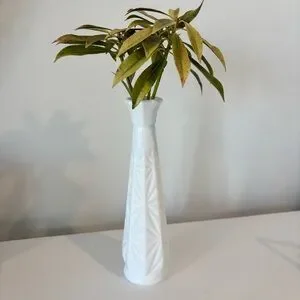 Vintage | Accents | Vintage Milk Glass Flower Vase Pinwheel Pattern 9 ...